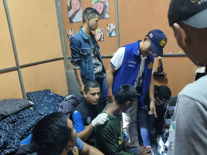 สะเดา | รวบหนุ่มโรงงาน ซุกยาบ้า 152 เม็ด ภายในบ้านพักคนงาน || Hatyaifocus.com