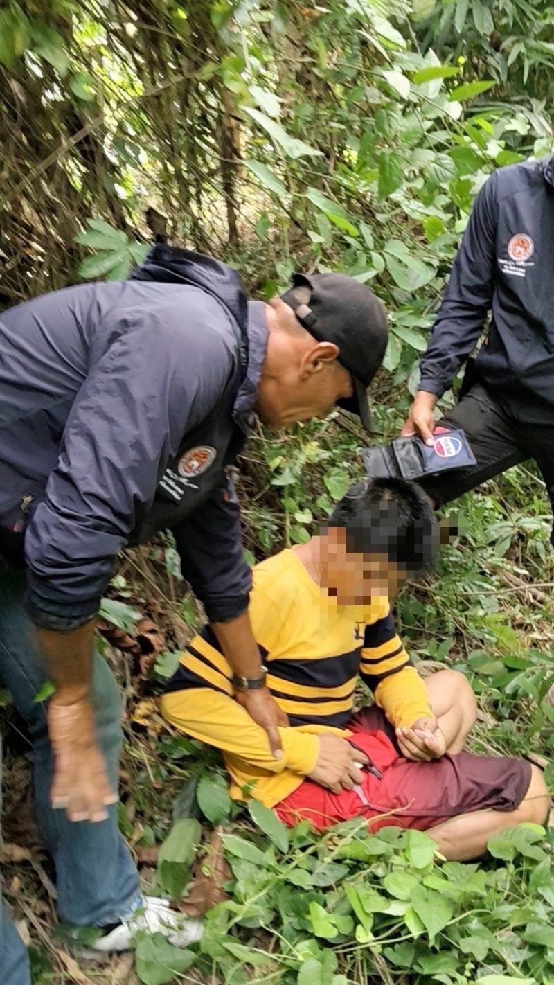 หาดใหญ่ | จับจริงไม่ละเว้น ฝ่ายปกครองหาดใหญ่บุกจับหนุ่มพร้อมยาบ้า-ไอซ์ คาสวนยาง || Hatyaifocus.com